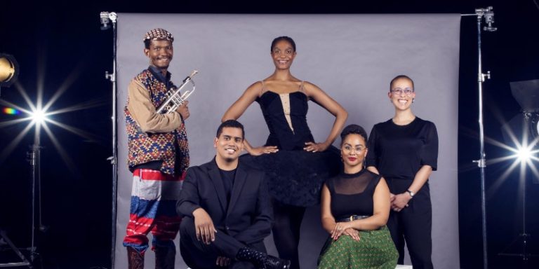 Mandla Mlangeni receives 2019 Standard Bank Young Artist Award - The ...